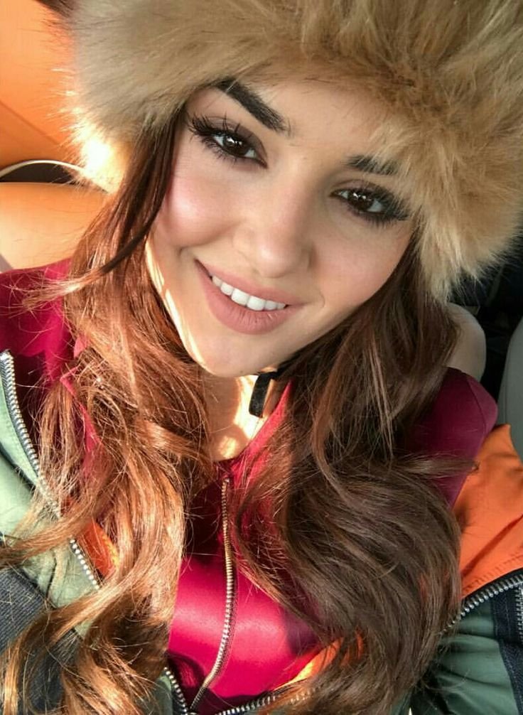 2000+Hande Arcel Images - Trend Dpz